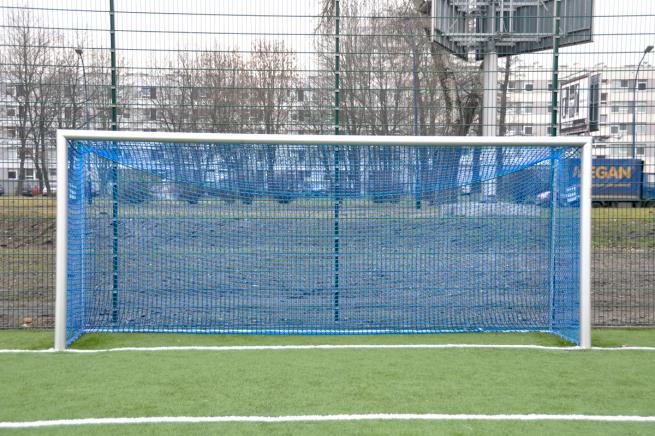 FOOTBALL GOALS FOR YOUNG PLAYERS WITH GROUND SOCKETS / 5.00 X 2.00 M